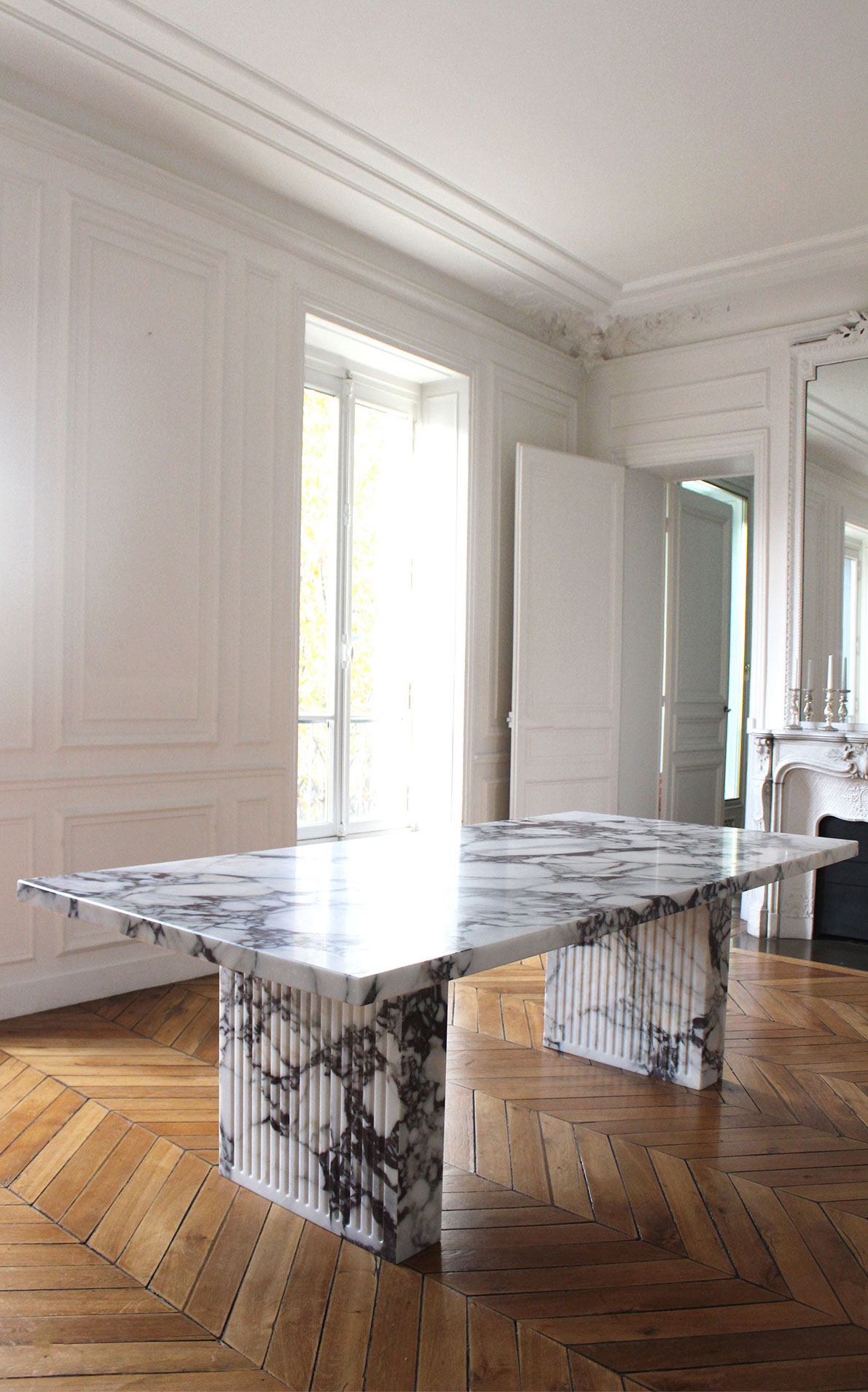 AURA CALACATTA VIOLA DINING TABLE - Marbera