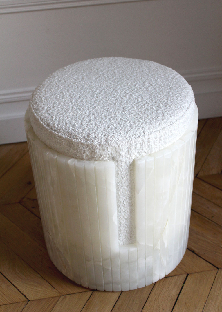WHITE ONYX DOLCE STOOL - Marbera